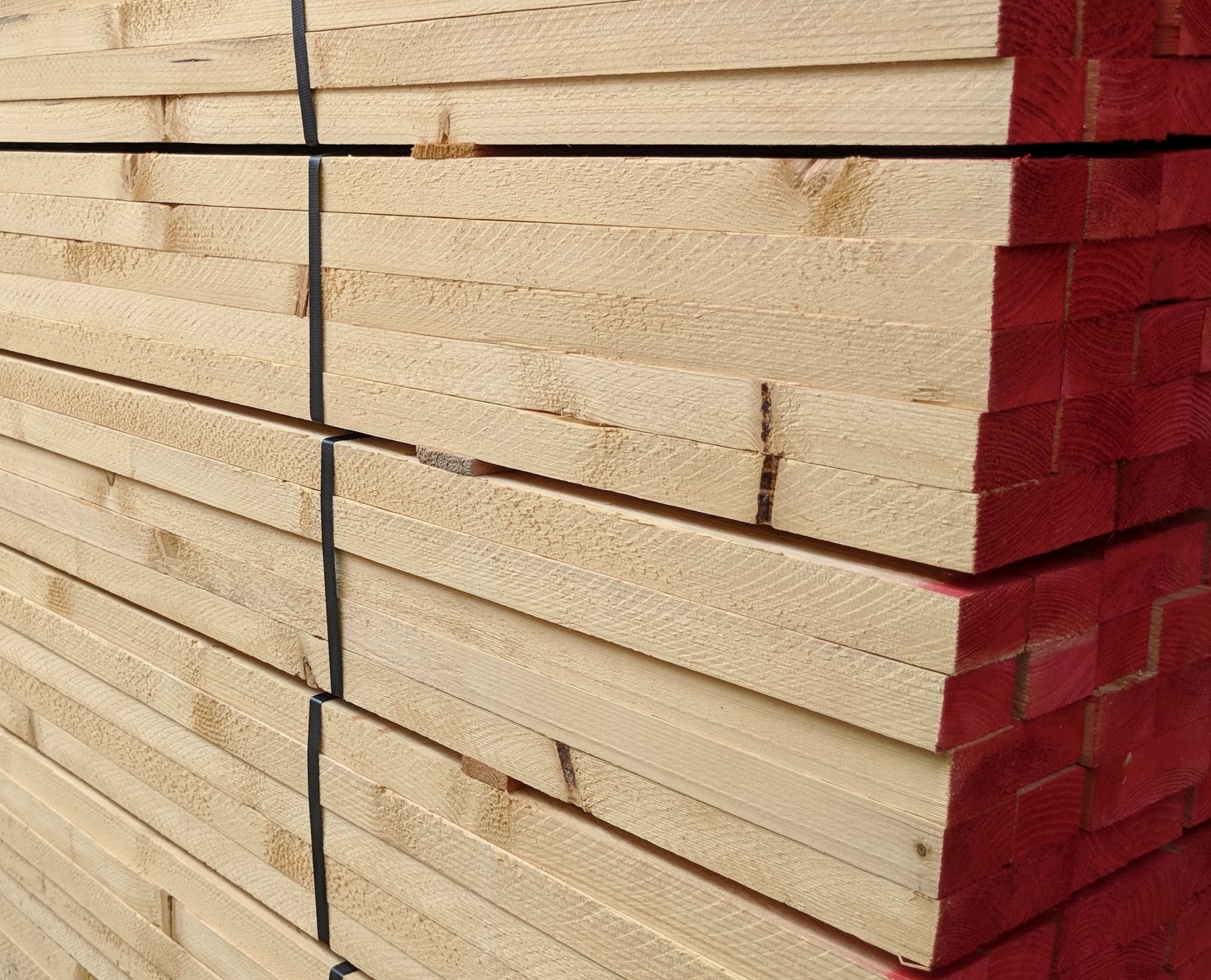 Dachlatten Fi/Ta roh 30x70mm 4,5m - NN-Bauholz